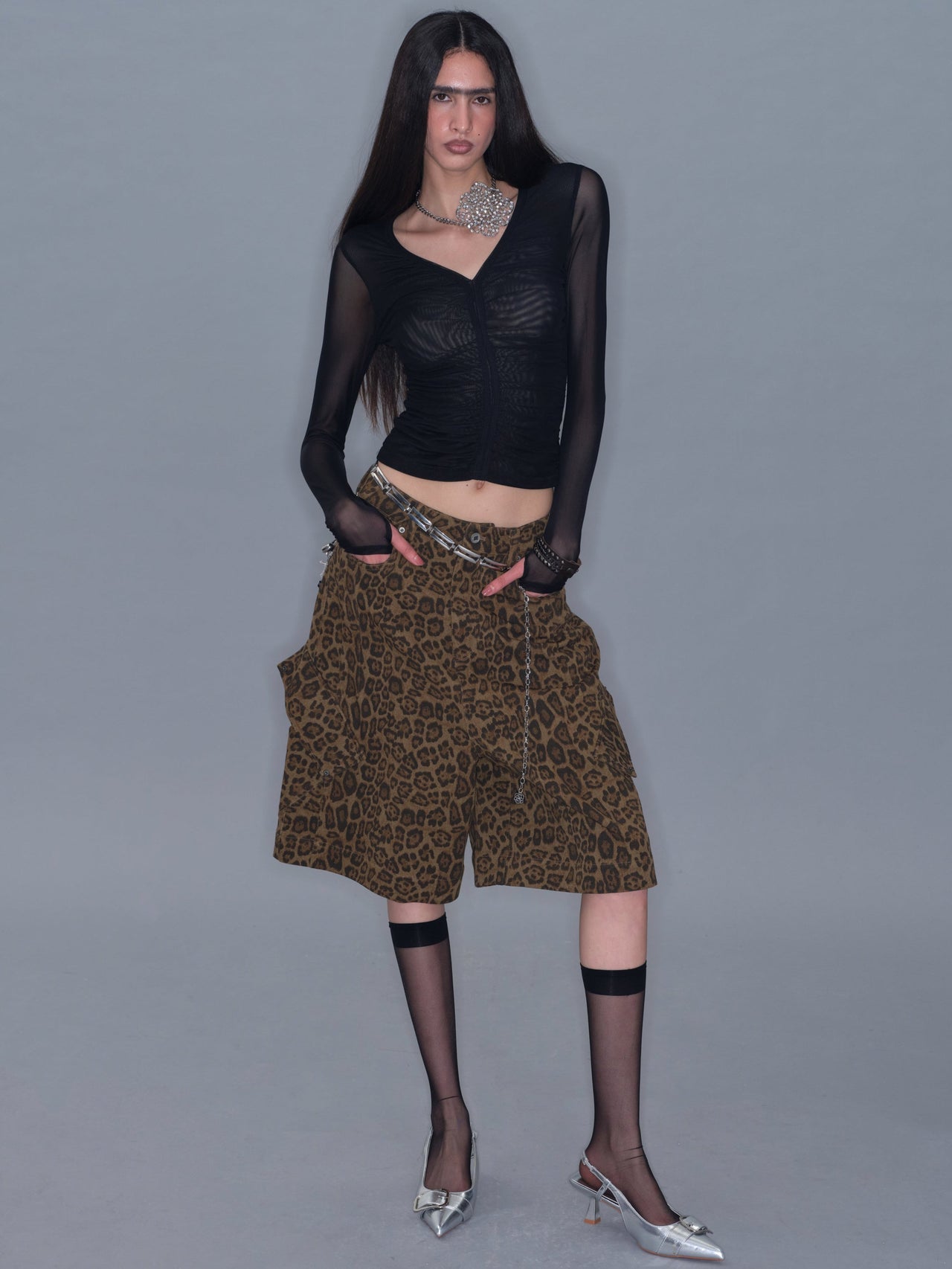 Sheer Ruched Mesh V-Neck Long-sleeve/ Black – PROD