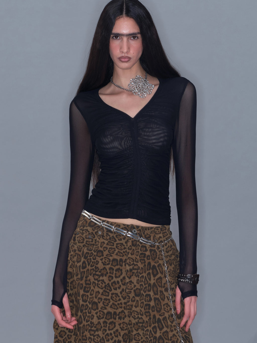 Sheer Ruched Mesh V-Neck Long-sleeve/ Black – PROD